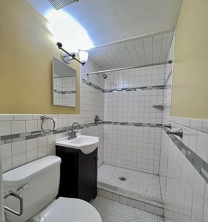 2904 11th St NW APT B, Washington, DC 20001 | Zillow