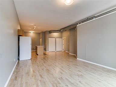 400 E Locust St UNIT 301, Des Moines, IA 50309 | Zillow
