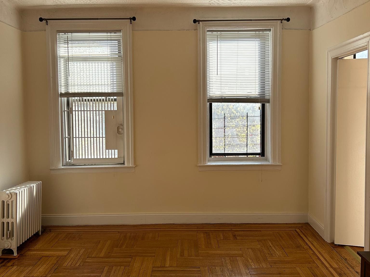 92 E 208th St APT 3, Bronx, NY 10467 | Zillow
