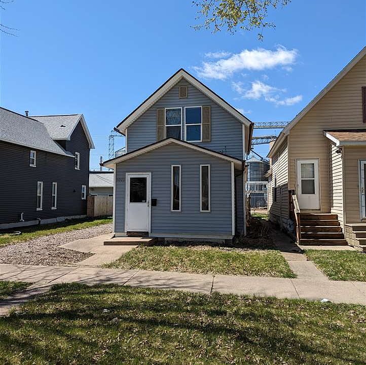 1022 10th St SW, Cedar Rapids, IA 52404 | Zillow