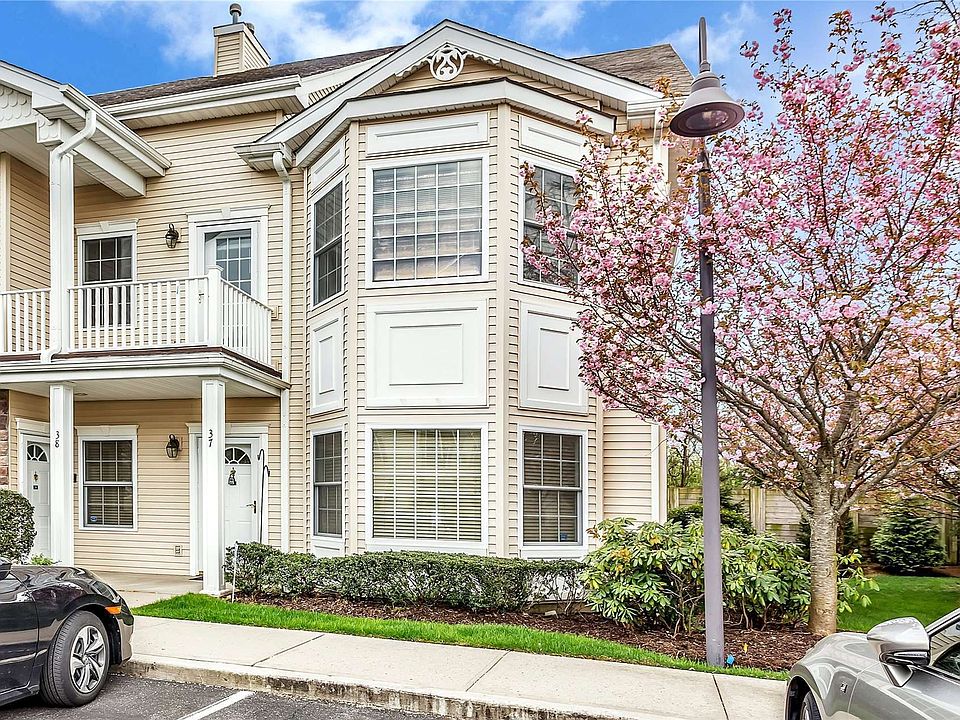 37 Autumn Dr, Plainview, NY 11803 | Zillow