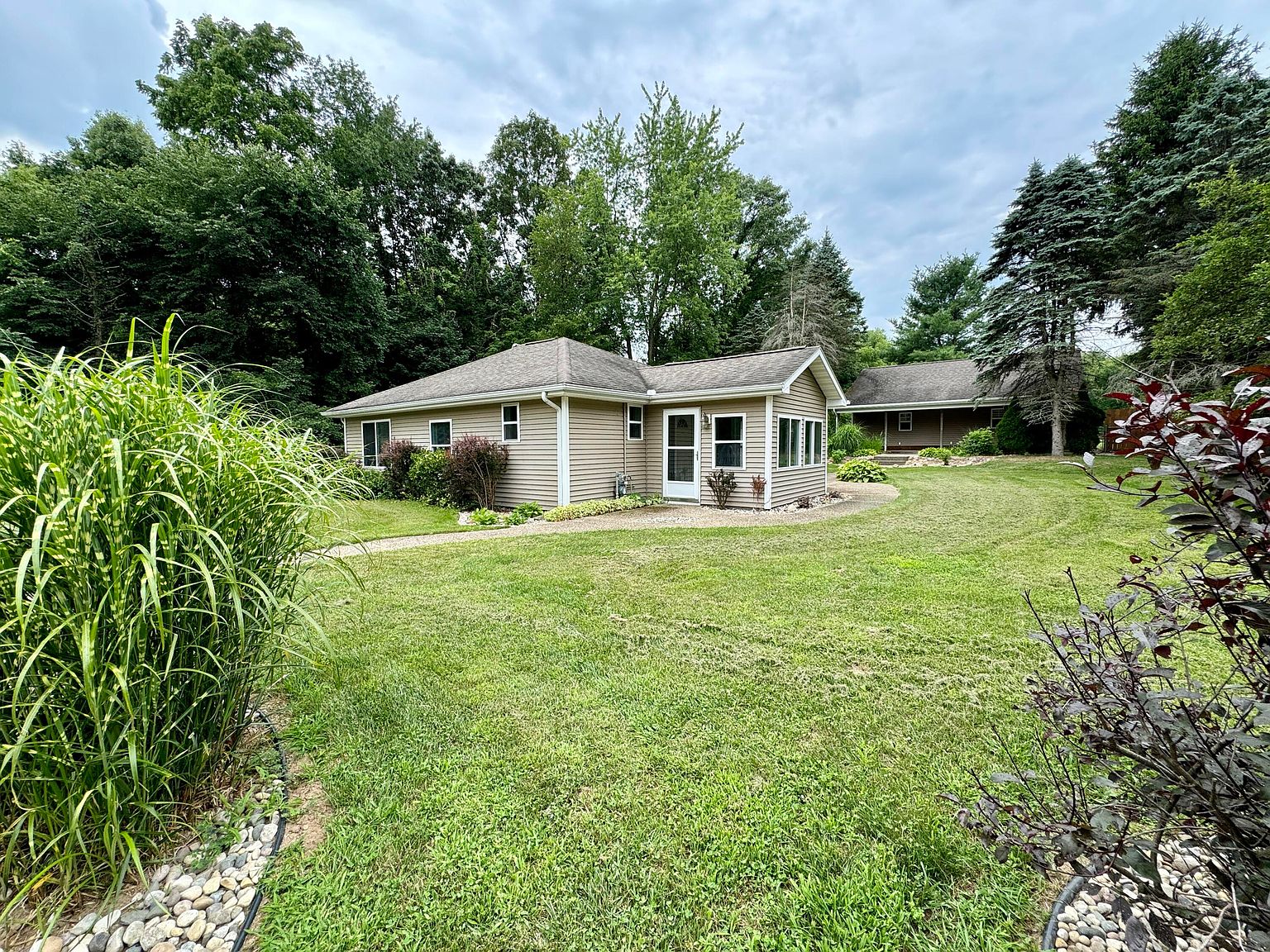 11087-6 Mile Rd, Battle Creek, MI 49014 | Zillow