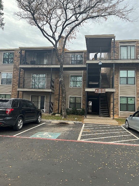 8109 Skillman St APT 3007, Dallas, TX 75231 | Zillow