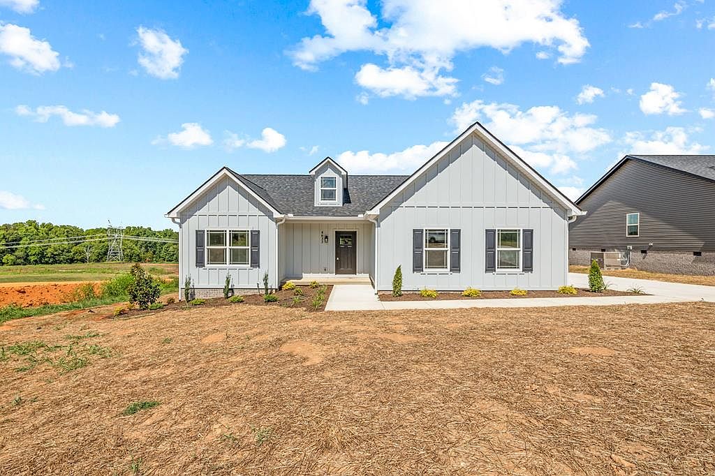 4633 Window Cliff Rd, Baxter, TN 38544 | Zillow