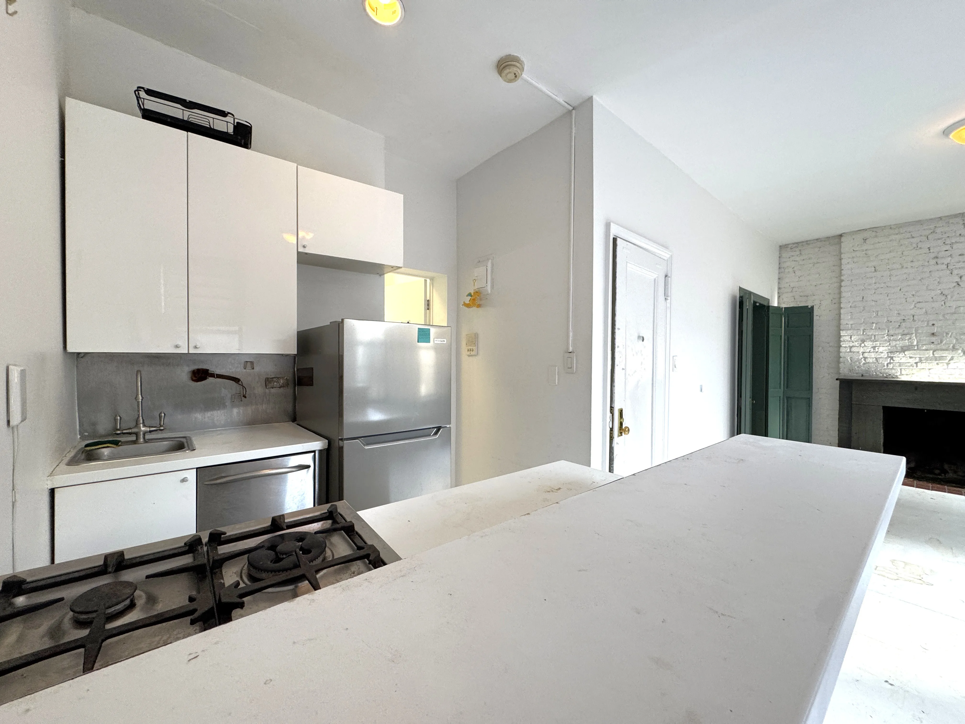 82 Christopher Street #2R in West Village, Manhattan | StreetEasy