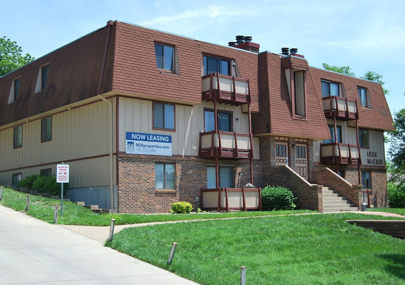 1524 McCain Ln #13162731, Manhattan, KS 66502 | Zillow