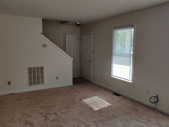 5100 Chelsea Brook Ln, Glen Allen, VA 23060 | Zillow