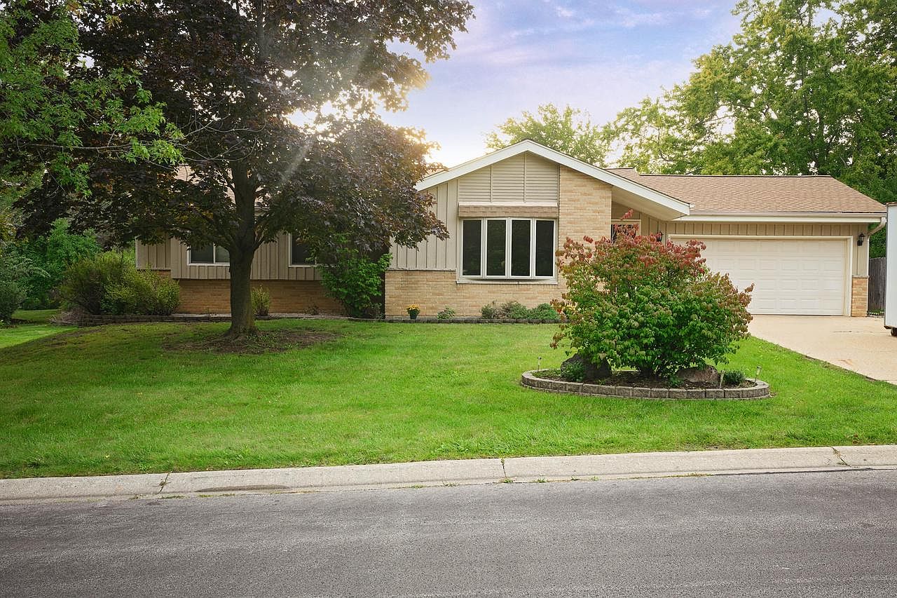 8153 South 58th STREET, Franklin, WI 53132 | Zillow