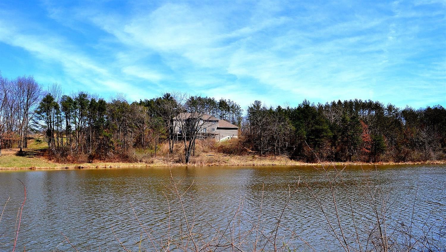 69 N Freedom Lake South Ct, Valparaiso, IN 46385 | Zillow