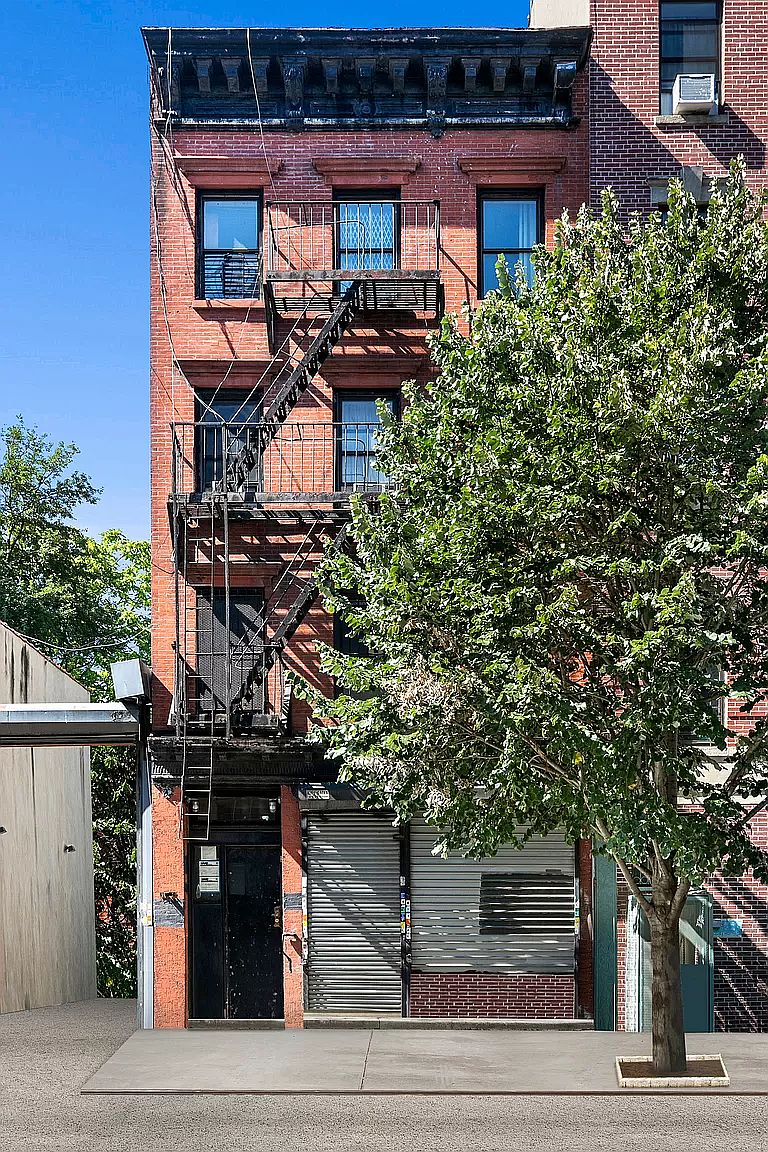 216 E 117th St, New York, NY 10035 | MLS #1098585362020880481 | Zillow