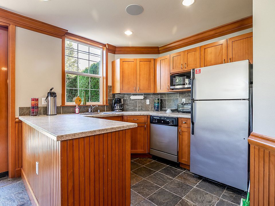 Springbrook Apartments - 5301 Talbot Rd S Renton WA | Zillow