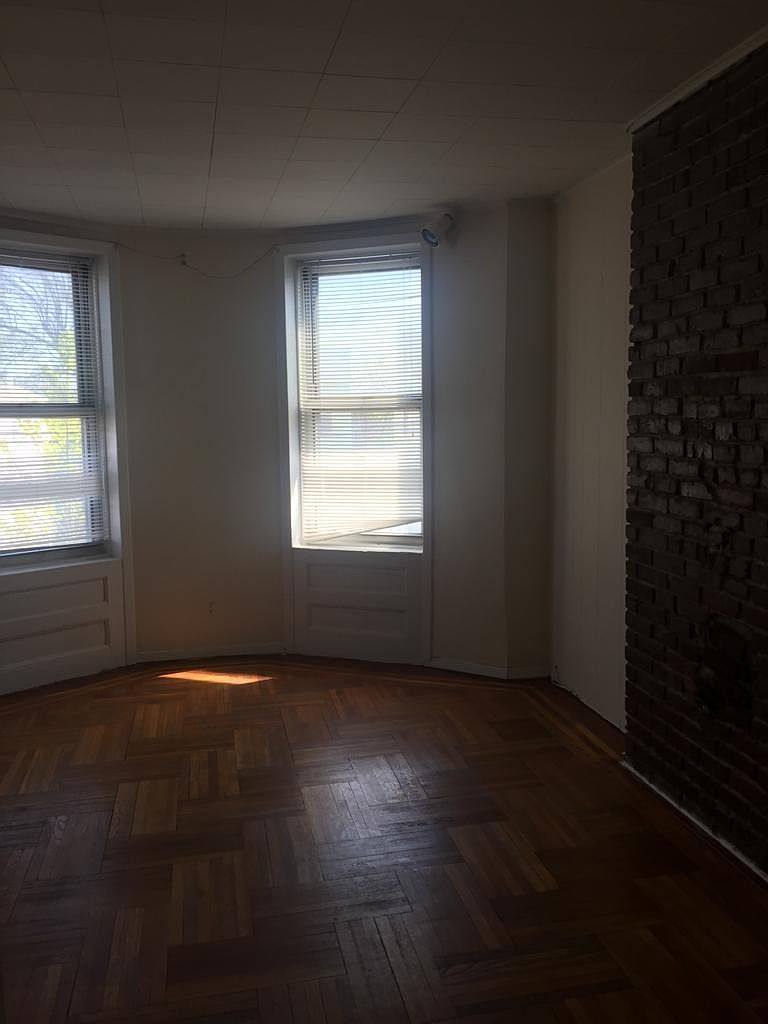 2265 Chatterton Ave, Bronx, NY 10472 | Zillow