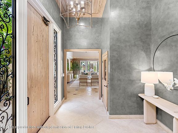 175 Sunset Ave, Palm Beach, FL 33480 | MLS #25-707 | Zillow