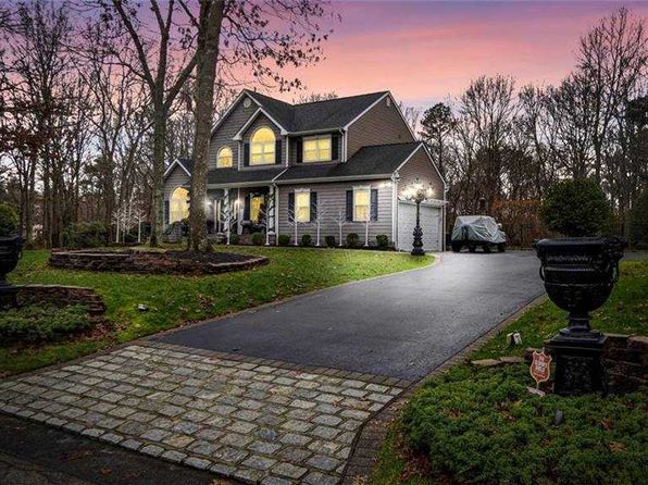 Manorville Real Estate - Manorville NY Homes For Sale | Zillow
