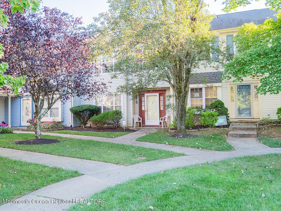 36 Balmoral Court UNIT 5, Freehold, NJ 07728 | Zillow