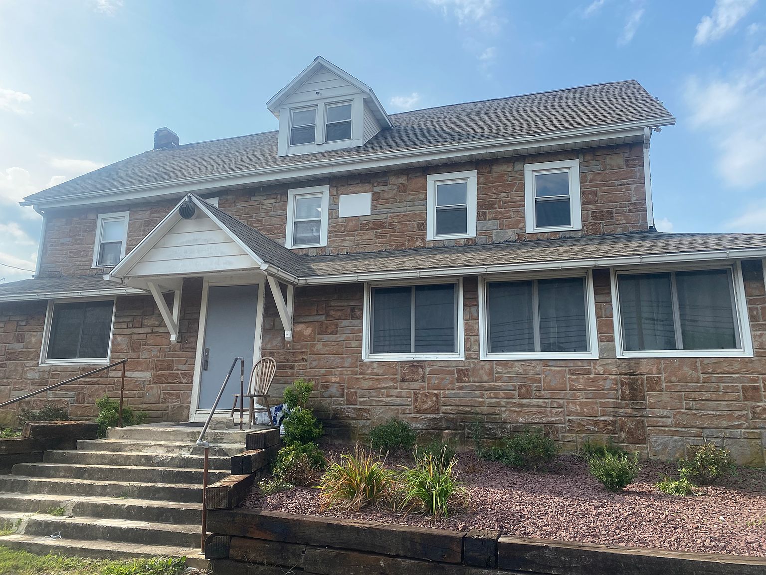10669 Jonestown Rd APT 20, Annville, PA 17003 | Zillow