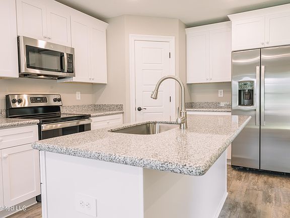 11316 Shorecrest Rd, Biloxi, MS 39532 | MLS #4072238 | Zillow