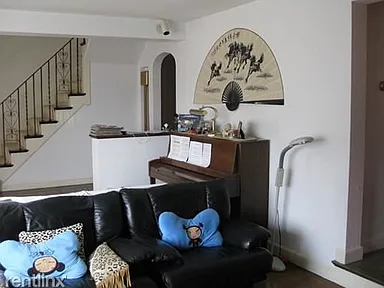 475 Washington St Newton MA | Zillow