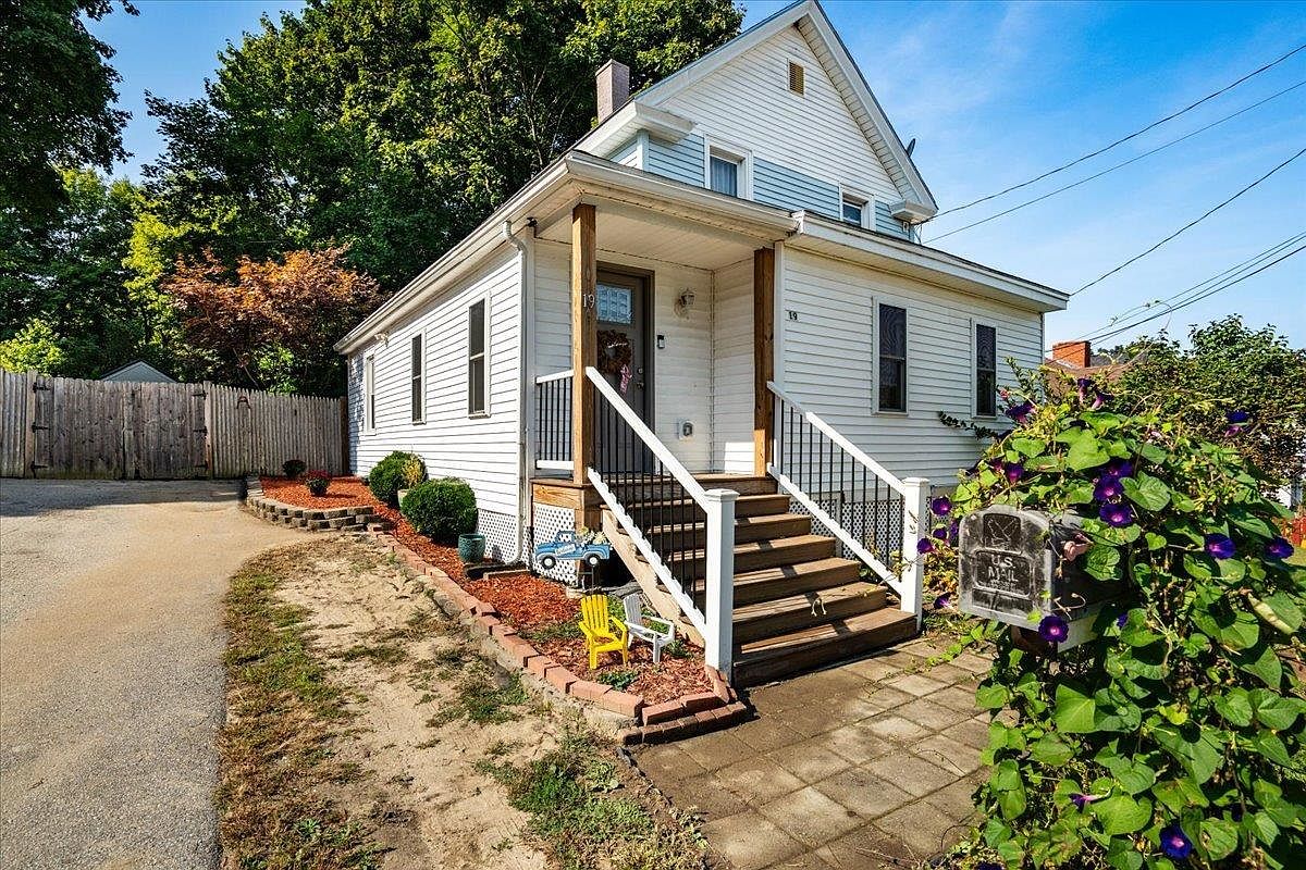 19 Rochester Hill Road, Rochester, NH 03867 | Zillow