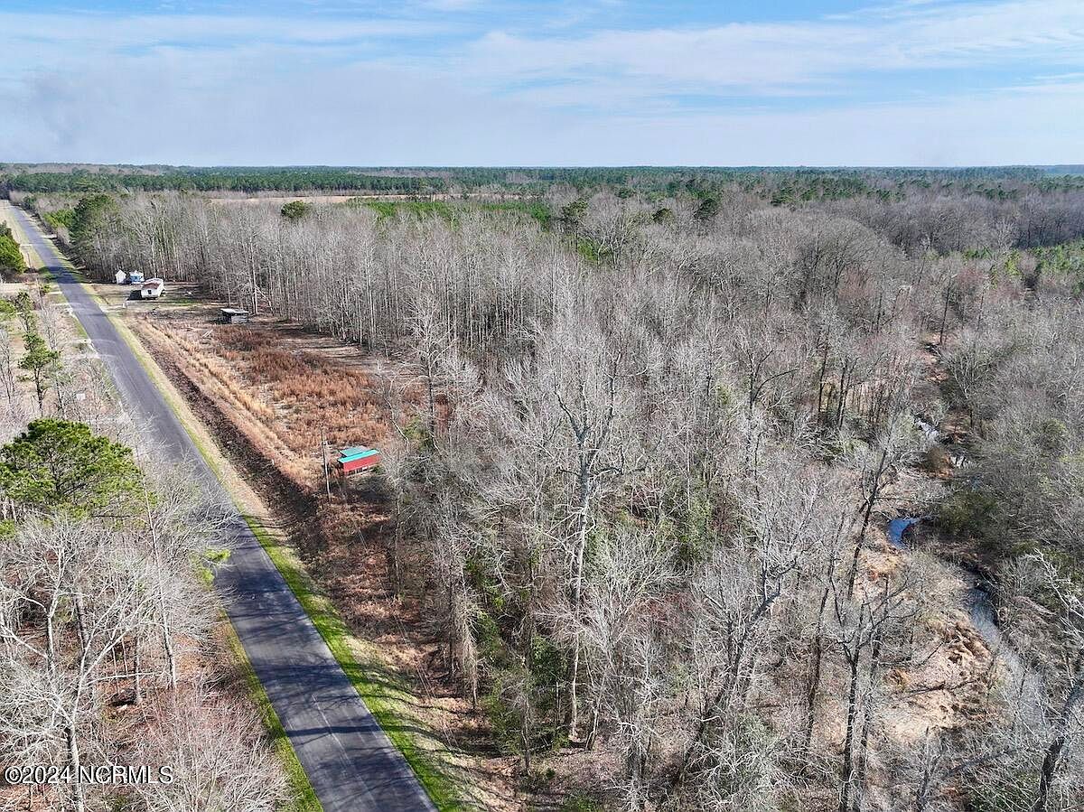 252 Hardison Road, Chocowinity, NC 27817 | Zillow