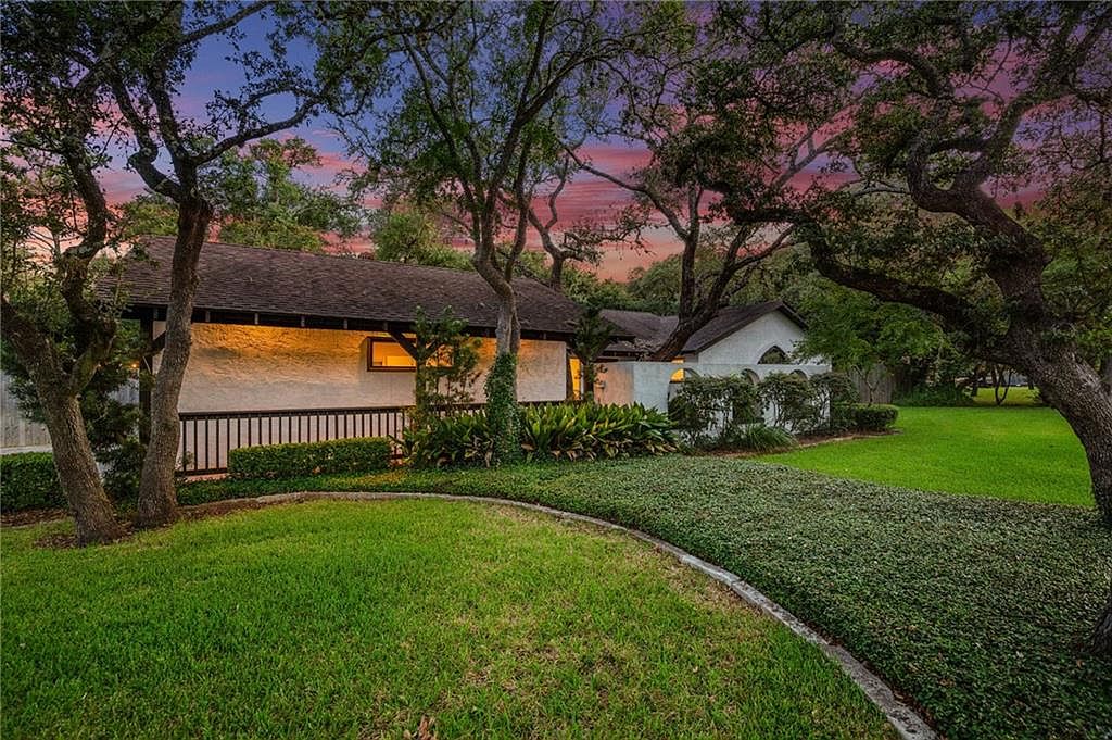 3405 Doe Run, Austin, TX 78748 | Zillow