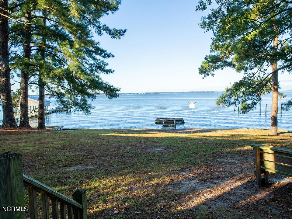 2437 Bayview Road, Bath, NC 27808 | Zillow