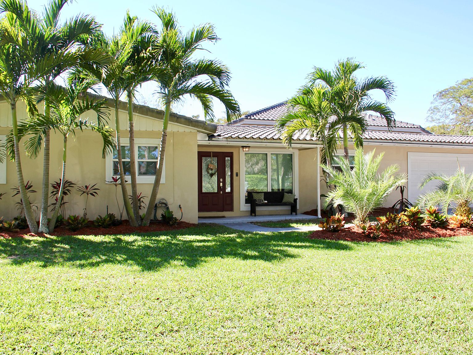 873 Ixora Ln, Plantation, FL 33317 | Zillow