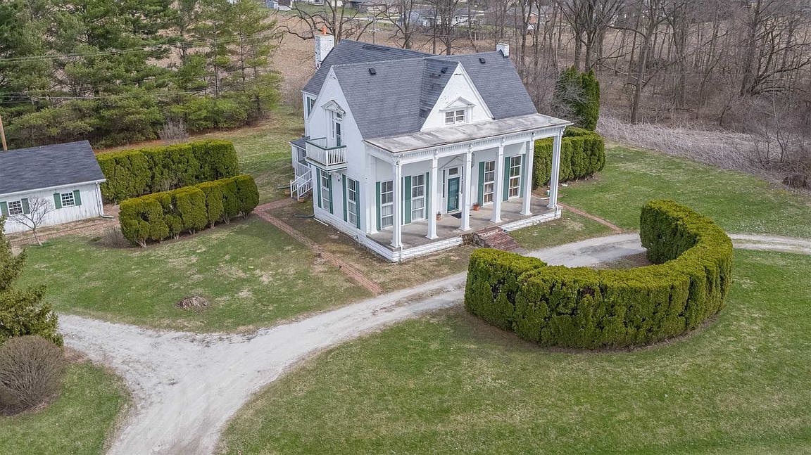 4689 S Strawtown Pike, Marion, IN 46953 | Zillow