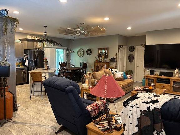 979 Fauna Rd, Burlington, KS 66839 | MLS #11498770 | Zillow