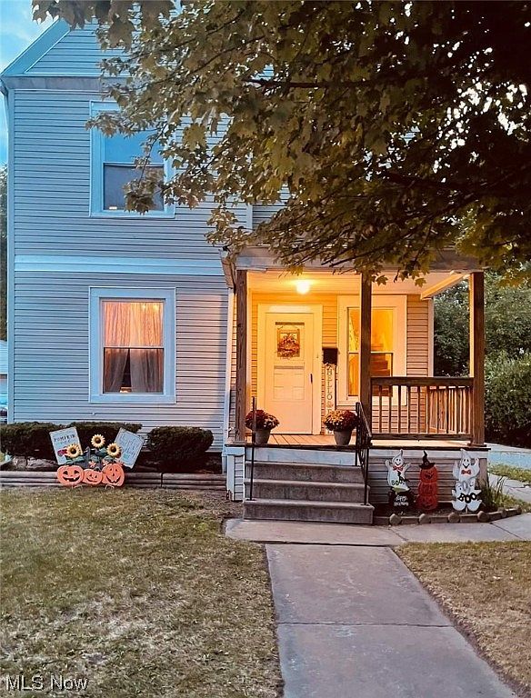 2404 Apple Ave, Lorain, OH 44055 | Zillow