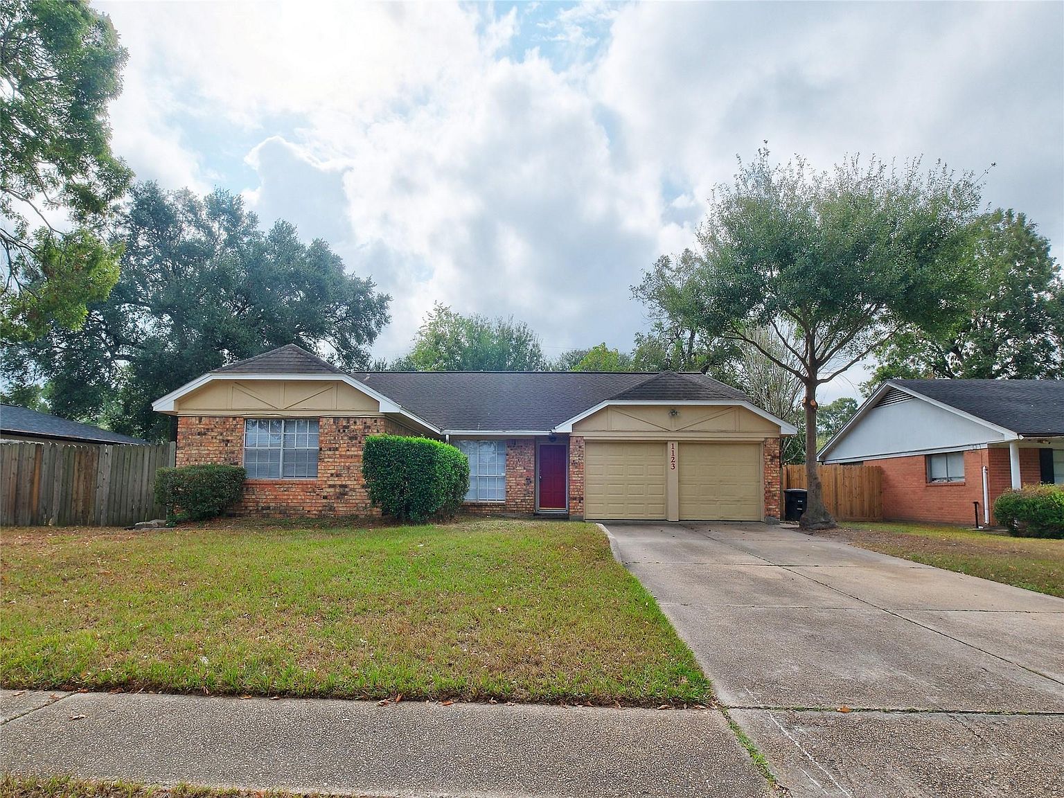 1123 Beaver Bend Rd, Houston, TX 77088 | Zillow