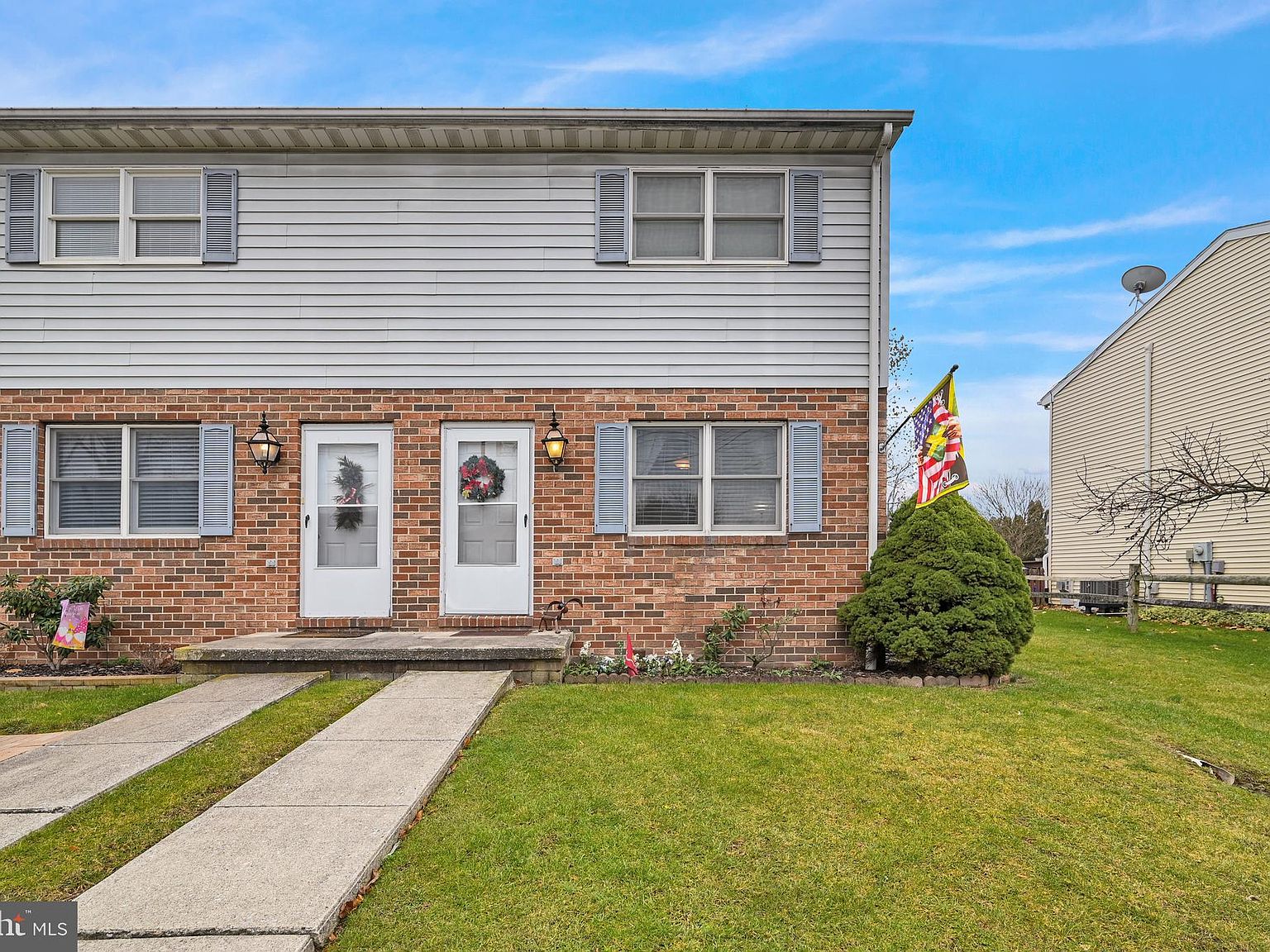 321 Manor St, Hanover, PA 17331 | Zillow