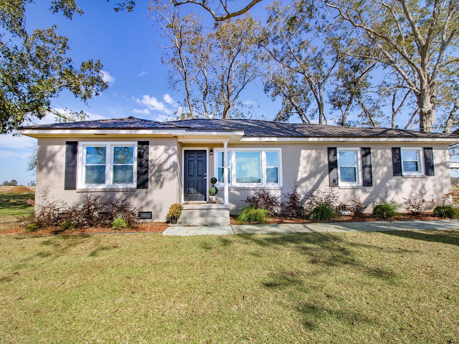 2065 Watson Bridge Rd, Webb, AL 36376 | Zillow
