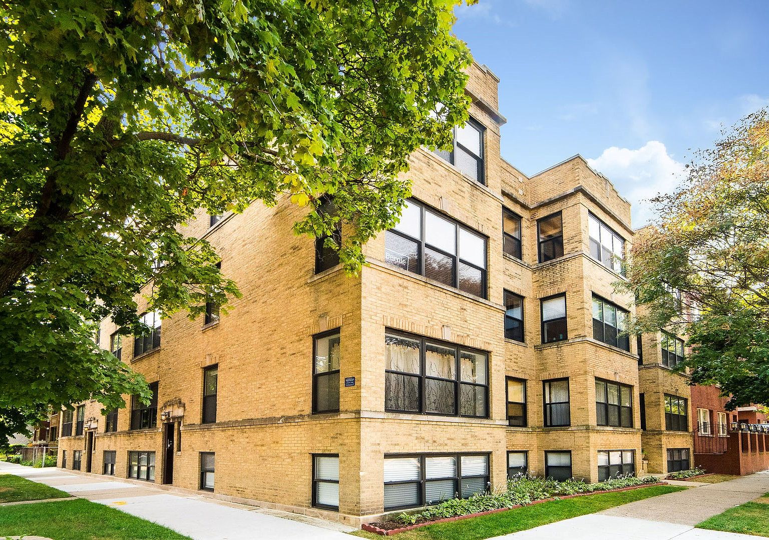 1945 W Foster Ave APT 2, Chicago, IL 60640 | Zillow