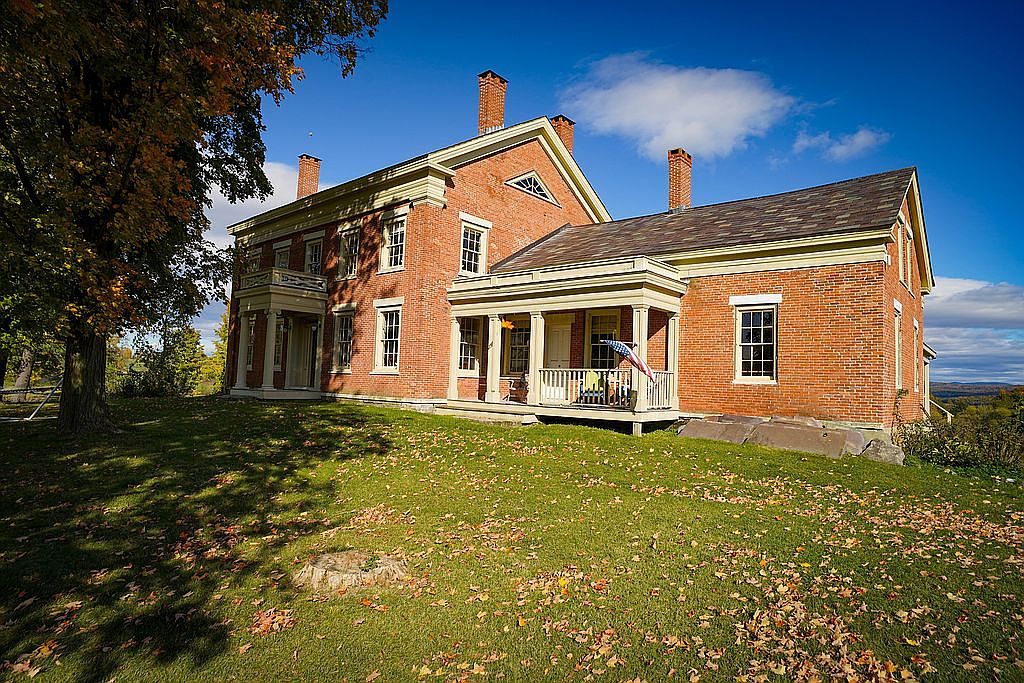 1293 Park Hill Rd, Benson, VT 05743 | Zillow