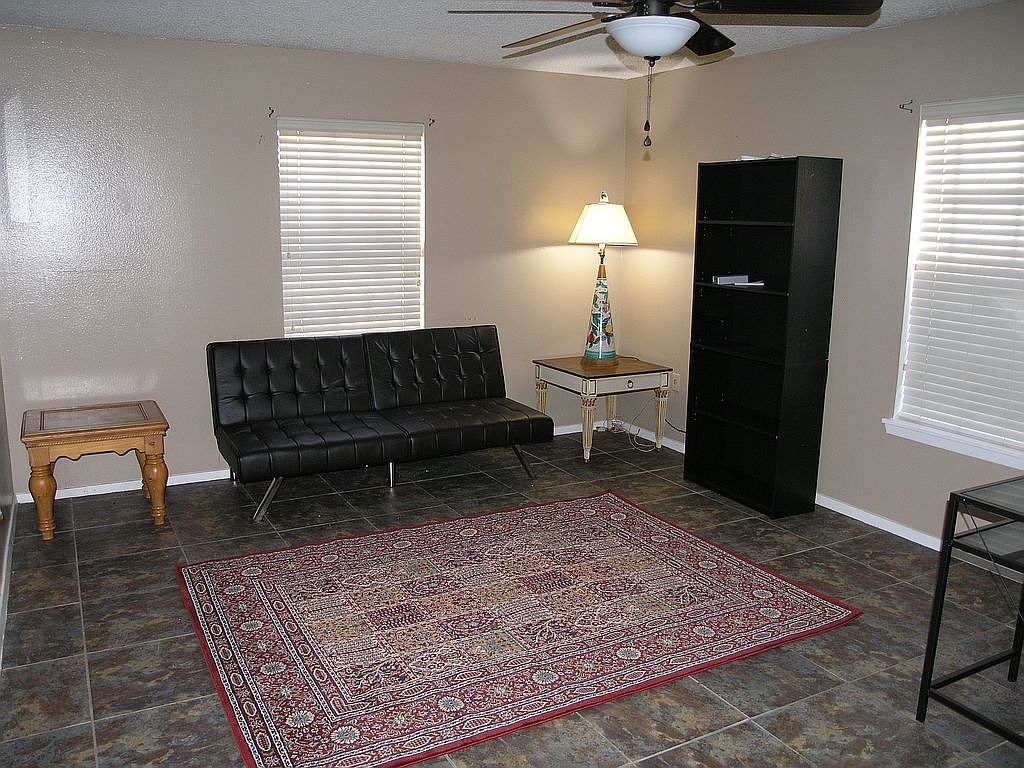 680 Sharp Ln APT 108, Baton Rouge, LA 70815 | Zillow