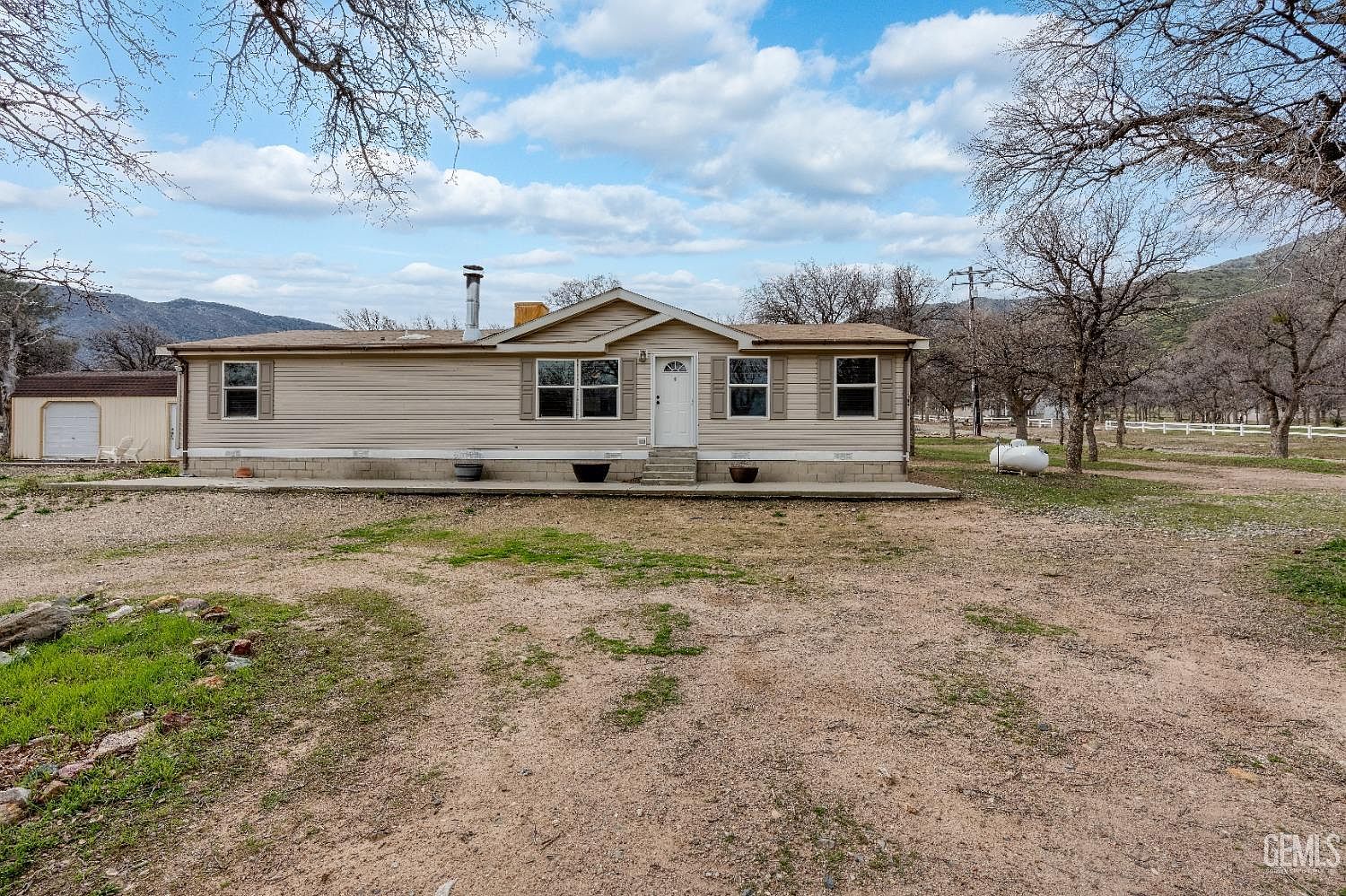 6104 Pinewood Rd, Lake Isabella, CA 93240 | Zillow