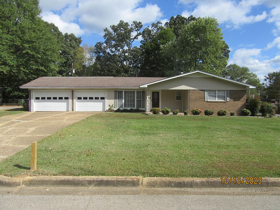 1404 Hall Dr, Ripley, MS 38663 | MLS #23-3569 | Zillow