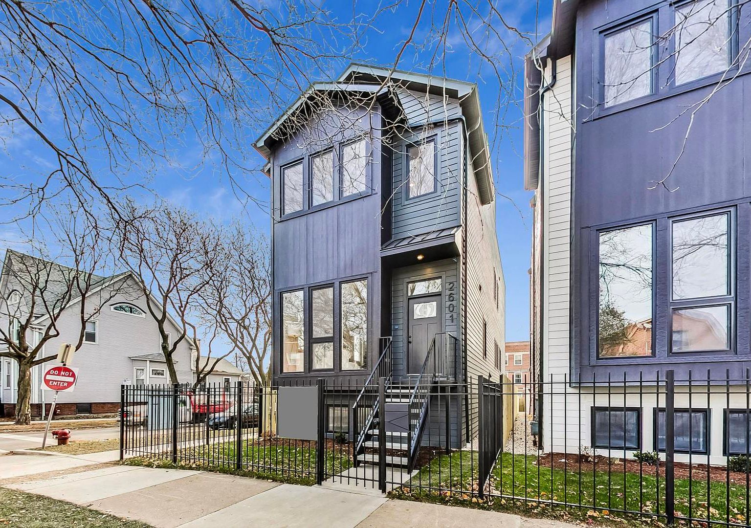 2601 W Carmen Ave, Chicago, IL 60625 | Zillow