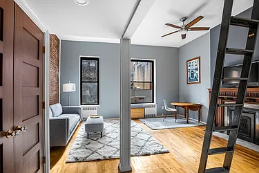 156 West 73rd Street #3R in Upper West Side, Manhattan | StreetEasy