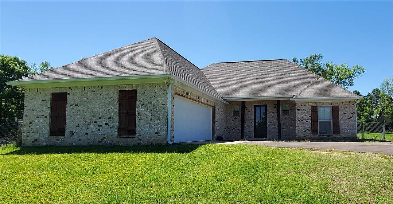 821 Pat Luckett Rd, Canton, MS 39046 | Zillow