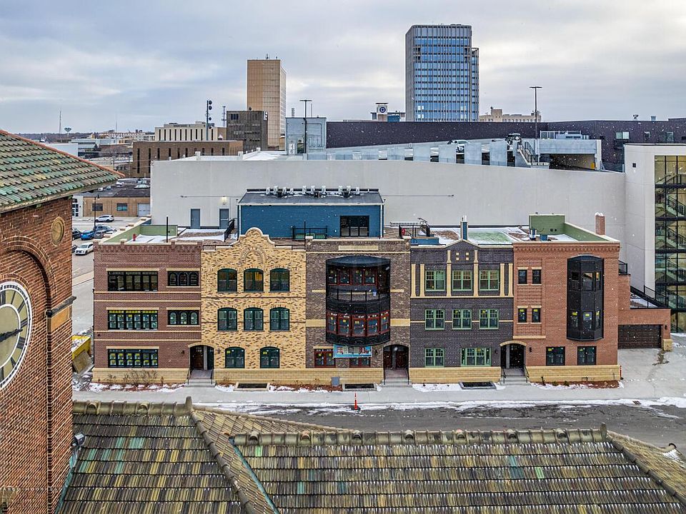 412 5th St N Fargo ND | Zillow