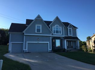 5603 NE Oaks Ridge Ct, Lees Summit, MO 64064 | Zillow
