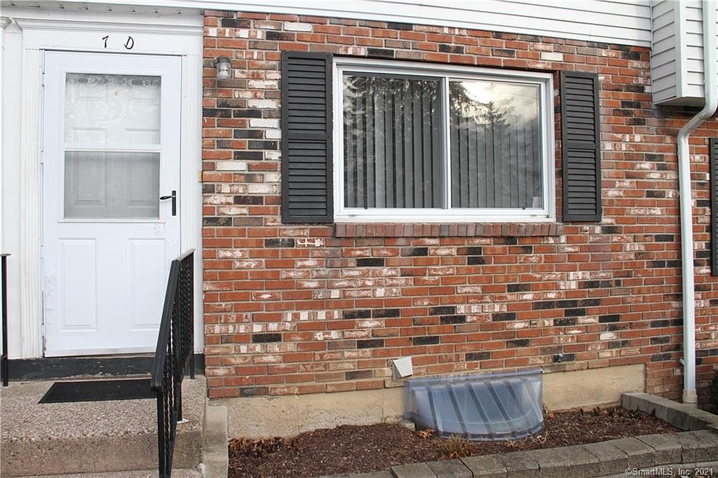 461 Spring St APT 7D, Naugatuck, CT 06770 | Zillow