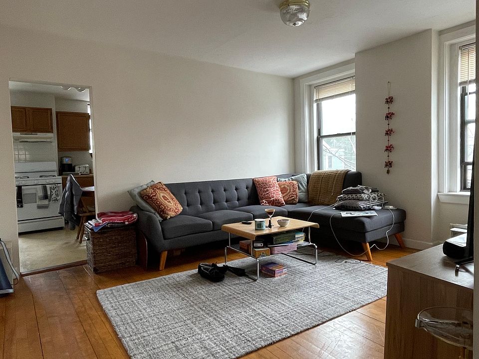 2036 Massachusetts Ave APT 3, Cambridge, MA 02140 | Zillow