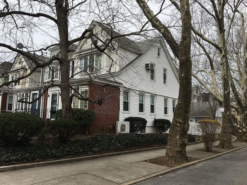 88-37 69th Ave, Forest Hills, NY 11375 | Zillow