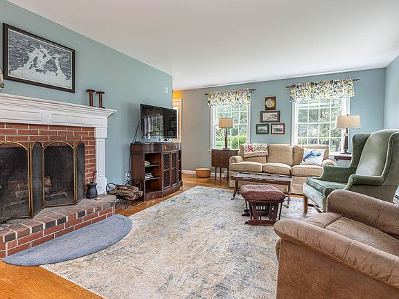 17 Ryefield Drive, Scarborough, ME 04074 | Zillow