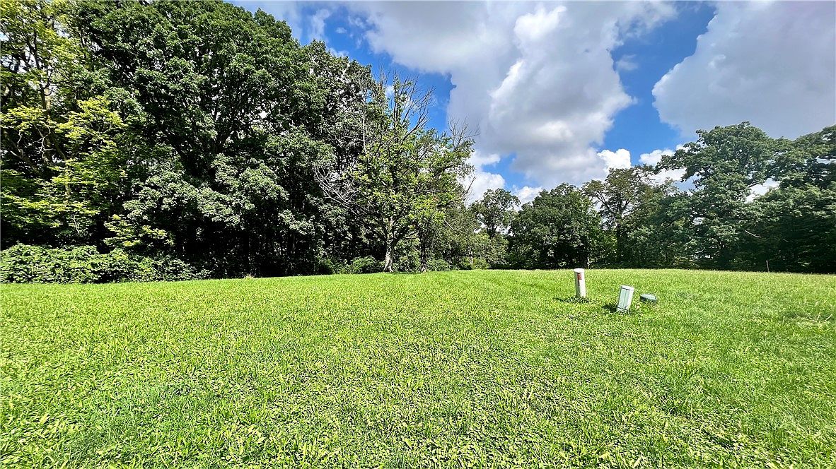 270 E Mueller Ct, Decatur, IL 62521 | Zillow