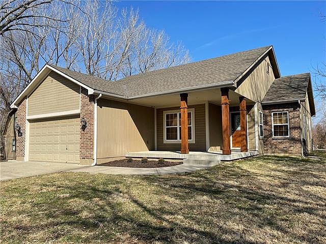 2024 NE Tudor Rd, Lees Summit, MO 64086 | Zillow