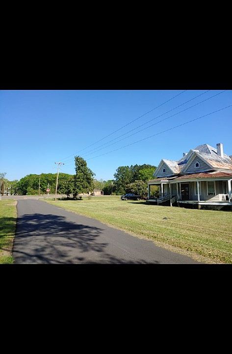 1044 Broad St, Georgetown, MS 39078 | MLS #137504 | Zillow